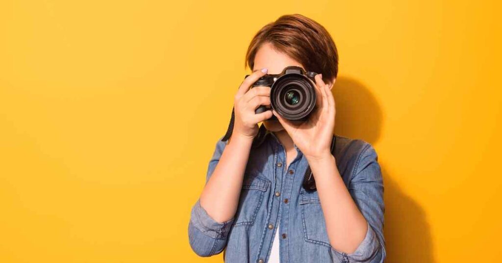 Best Camera For Blogging? 7 Amazing Cameras For Bloggers In 2022
